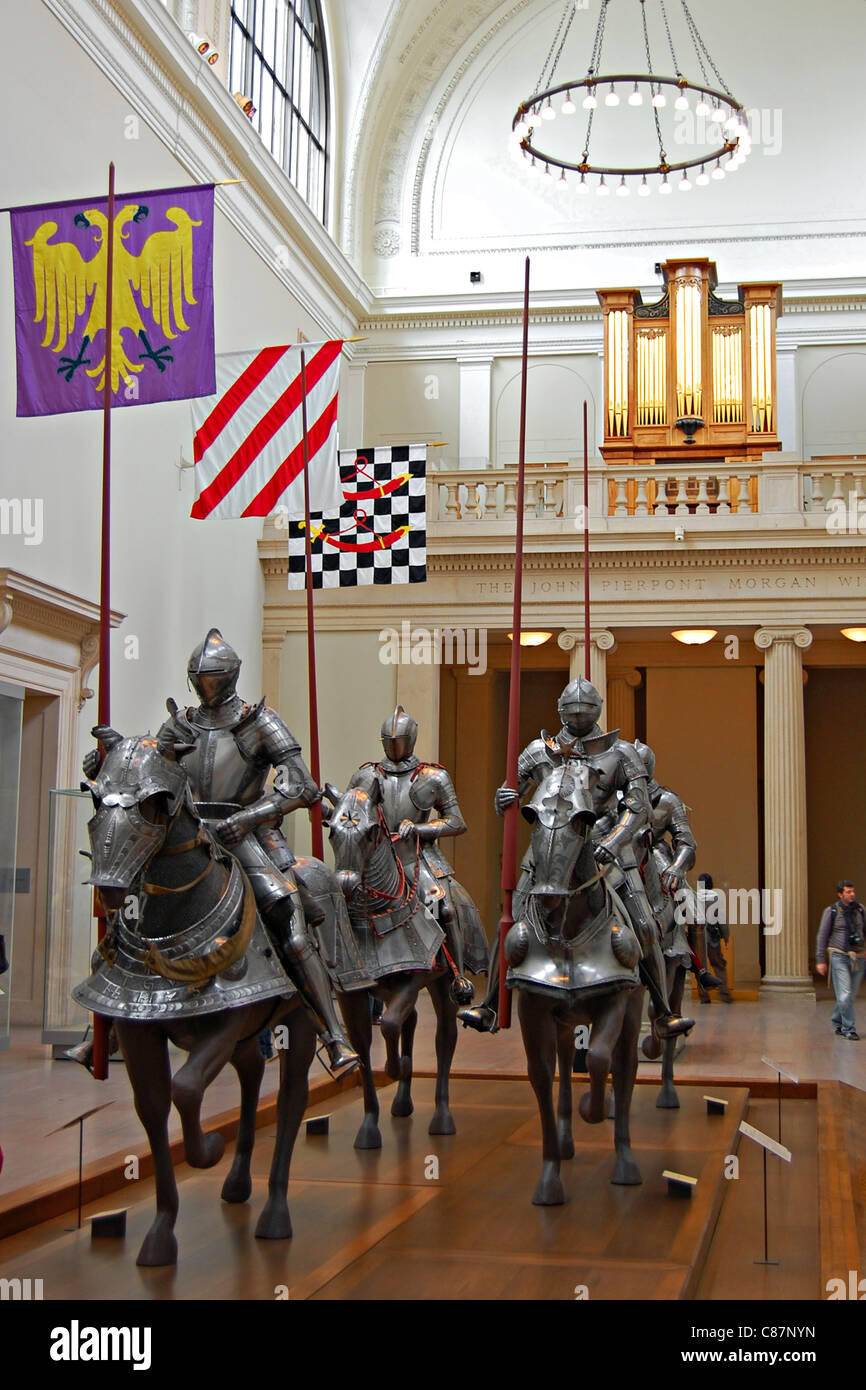 Metropolitan museum of art armor hi-res stock photography and images ...