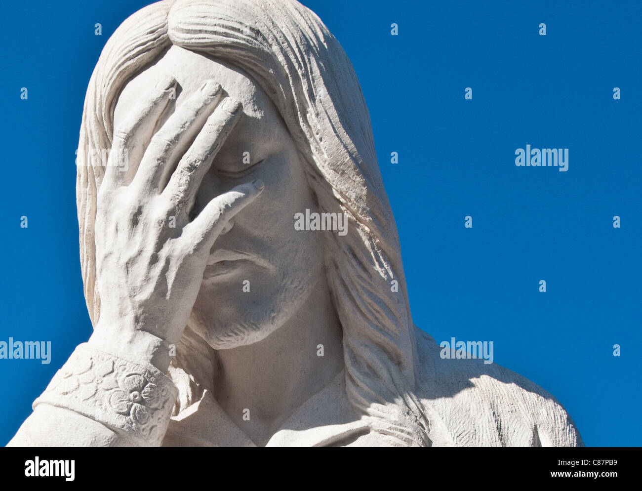 Weeping statue of jesus hi-res stock photography and images - Alamy