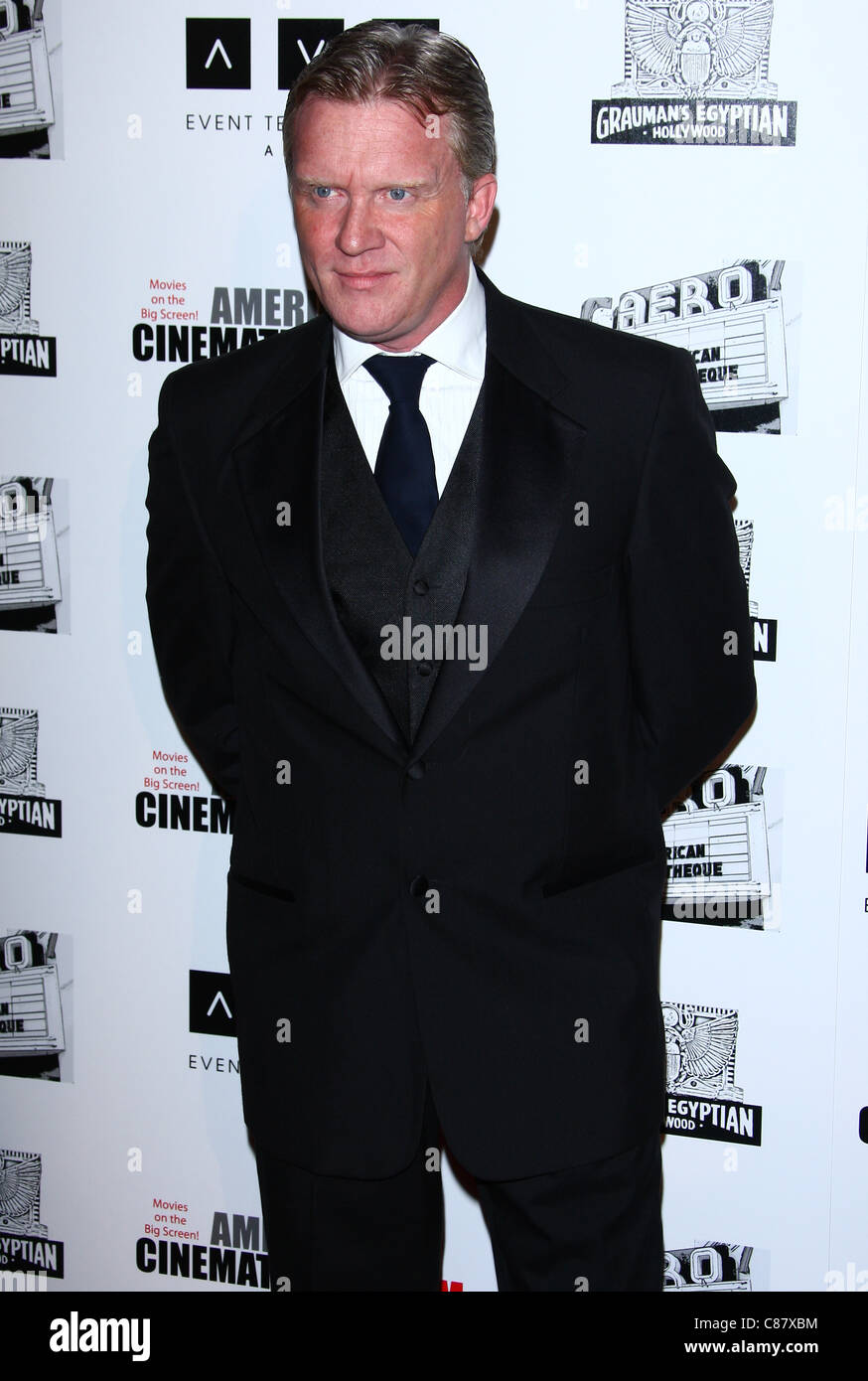 Robert downey jr anthony michael hall hi-res stock photography and ...