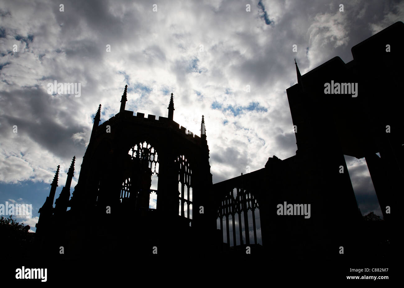 Coventry Cathedral ruins Stock Photo - Alamy