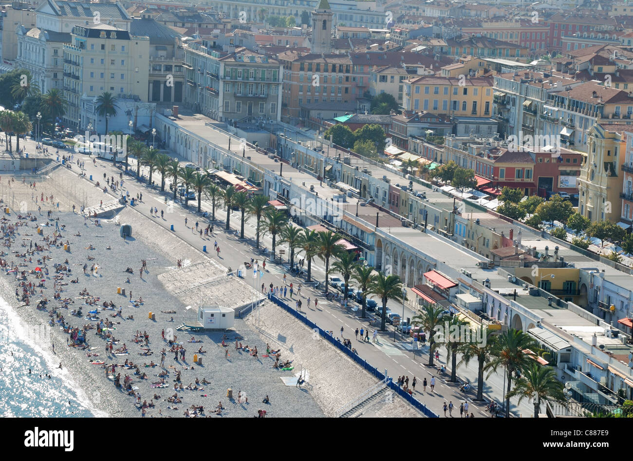 Residential building at the beach promenade hi-res stock photography ...
