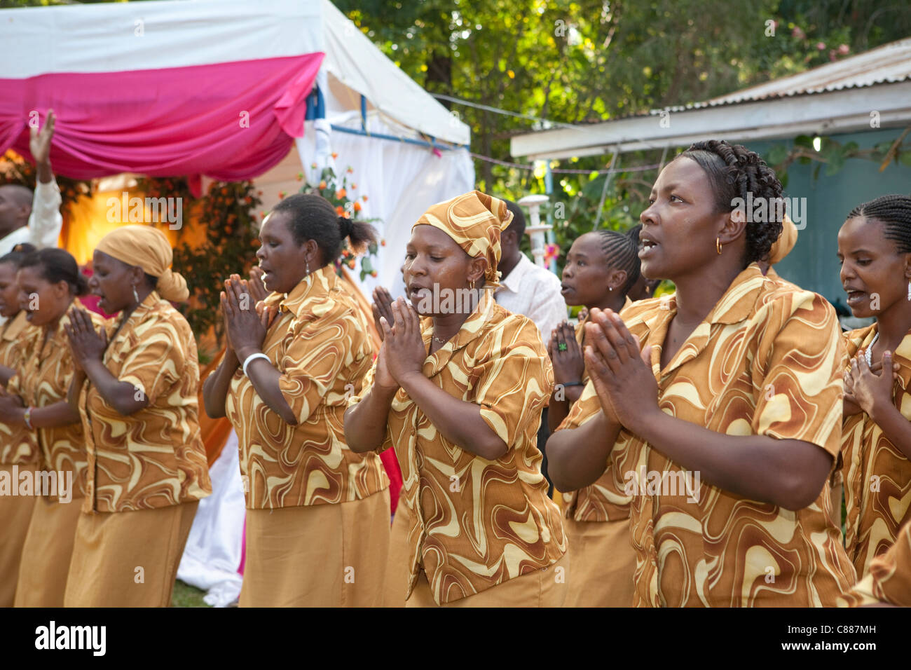 African uniform choir hi-res stock photography and images - Alamy