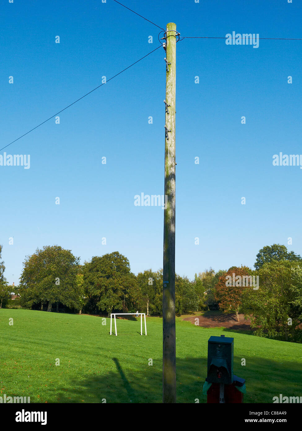 Empty goal hi-res stock photography and images - Alamy