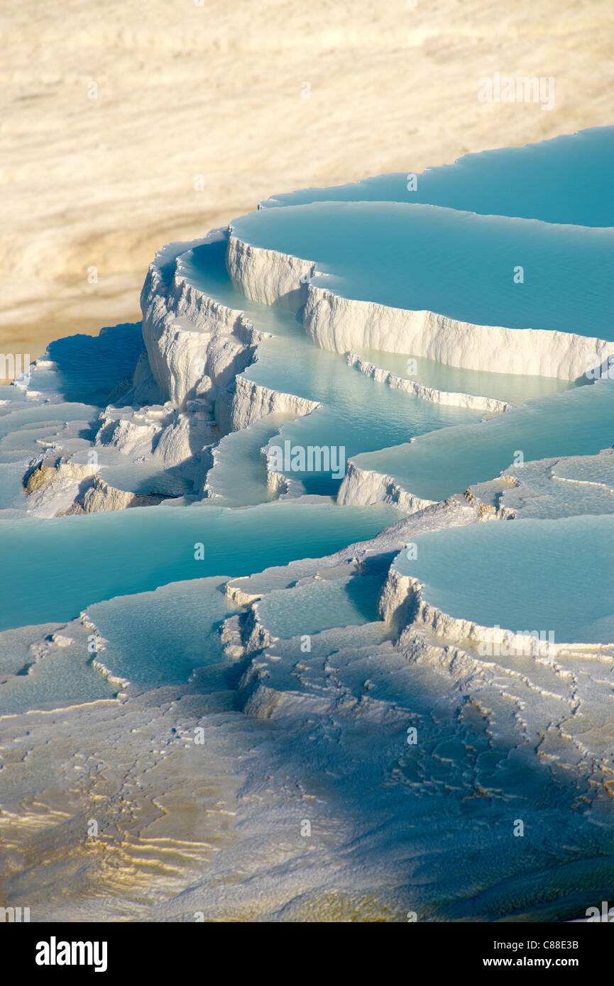 Travertine sedimentary rock hi-res stock photography and images - Alamy