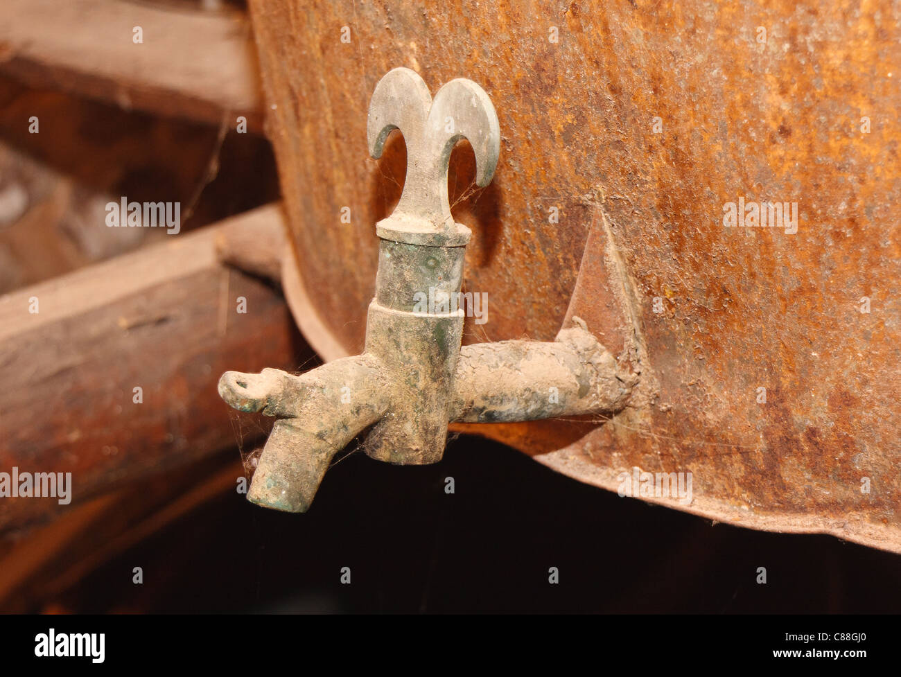 old barrel tap rusty Stock Photo - Alamy