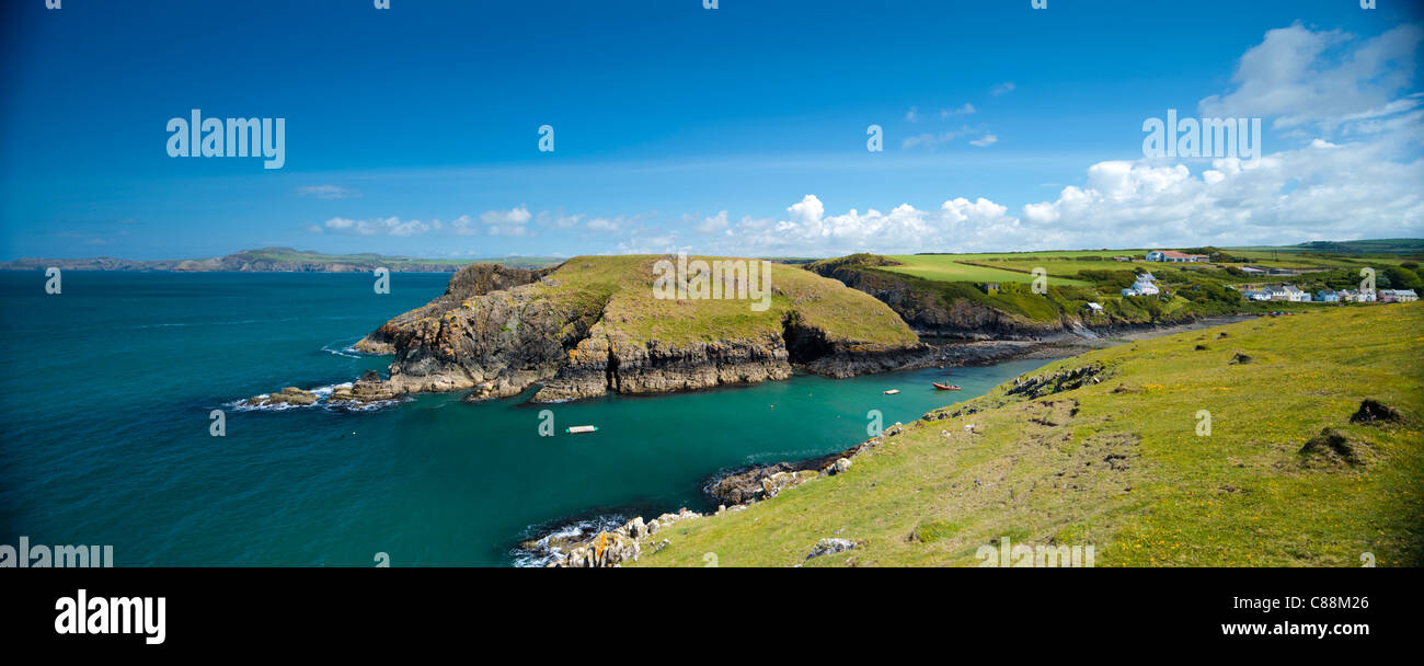 Abercastle Pembrokeshire Wales Stock Photo - Alamy