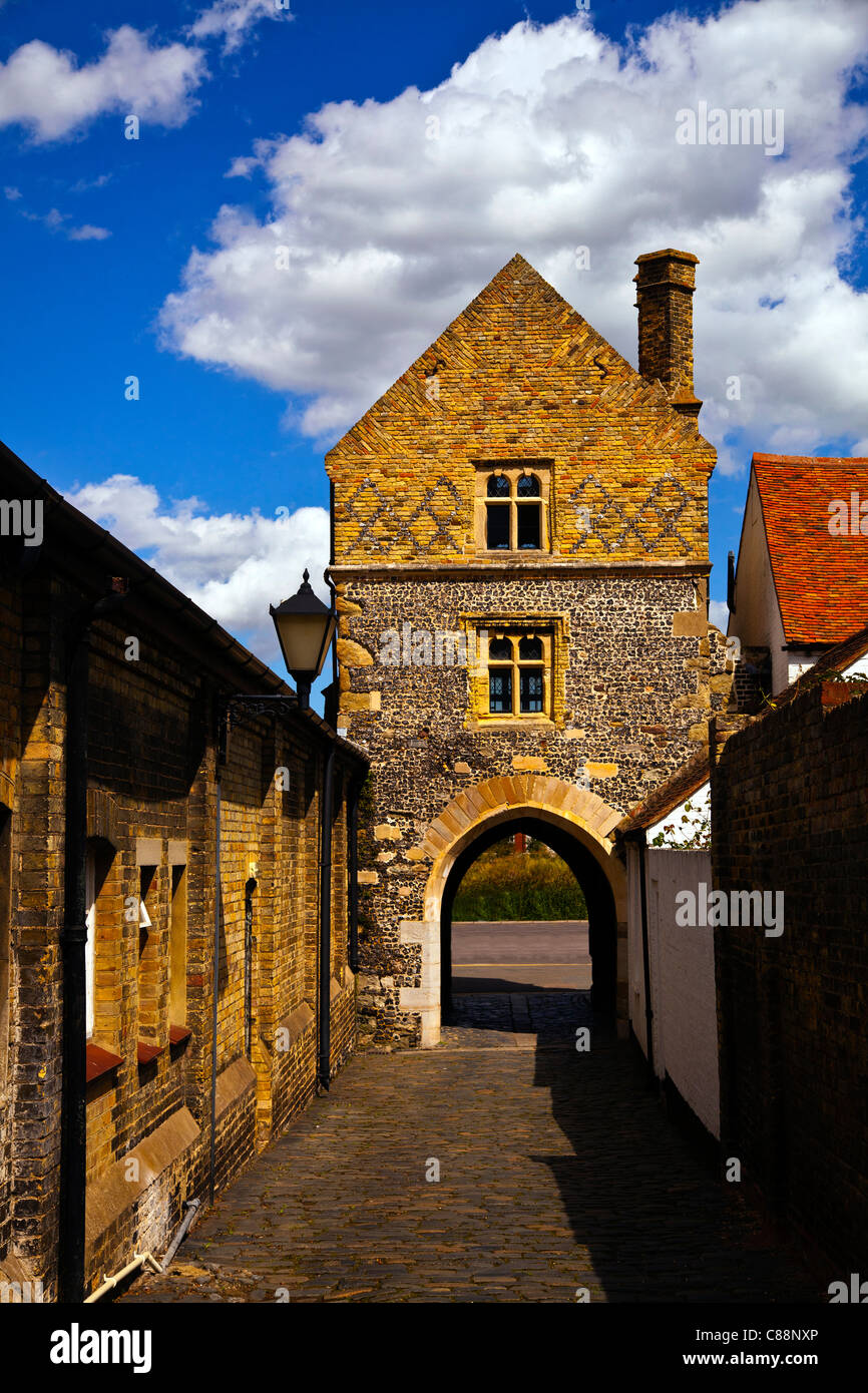 The Fisher Gate dates from 1384 in Sandwich, Kent in England Stock ...