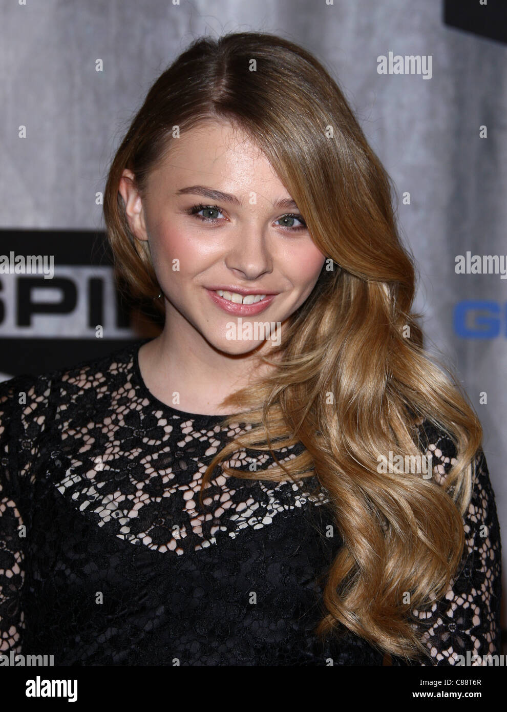 CHLOE MORETZ SPIKE TV'S SCREAM 2011 LOS ANGELES CALIFORNIA USA 15 ...