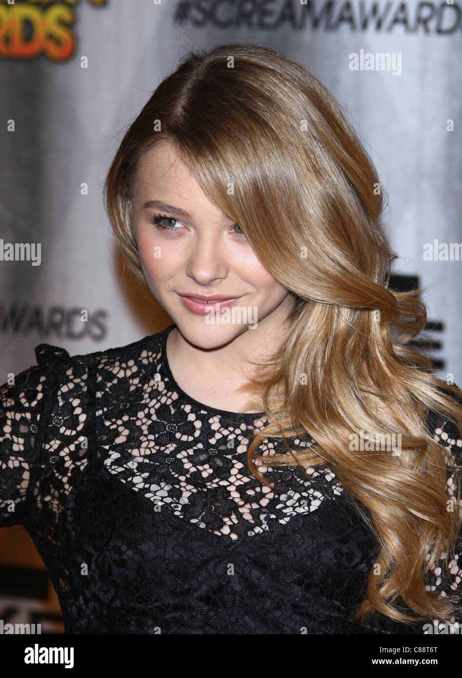 CHLOE MORETZ SPIKE TV'S SCREAM 2011 LOS ANGELES CALIFORNIA USA 15 ...