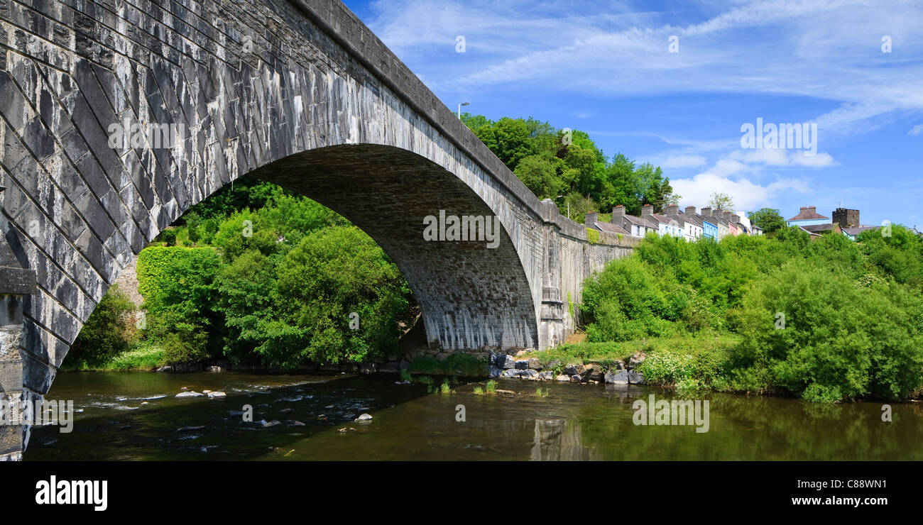 Bridge over river towy hi-res stock photography and images - Alamy