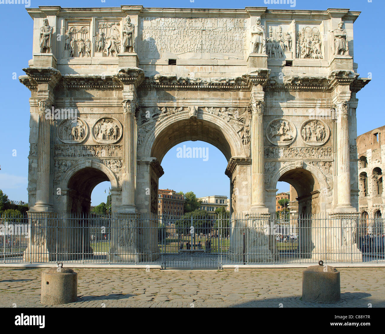 Triumphal arch of the Emperor Constantine the Great Roman Forum Rome ...