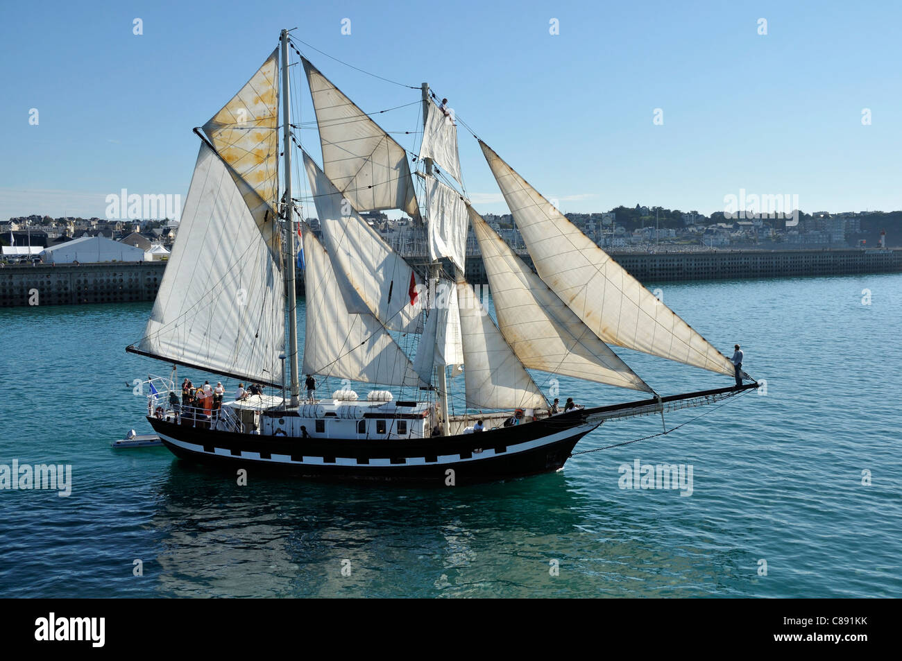 La Malouine : brigantine (St Malo, France), leaves the port of ...