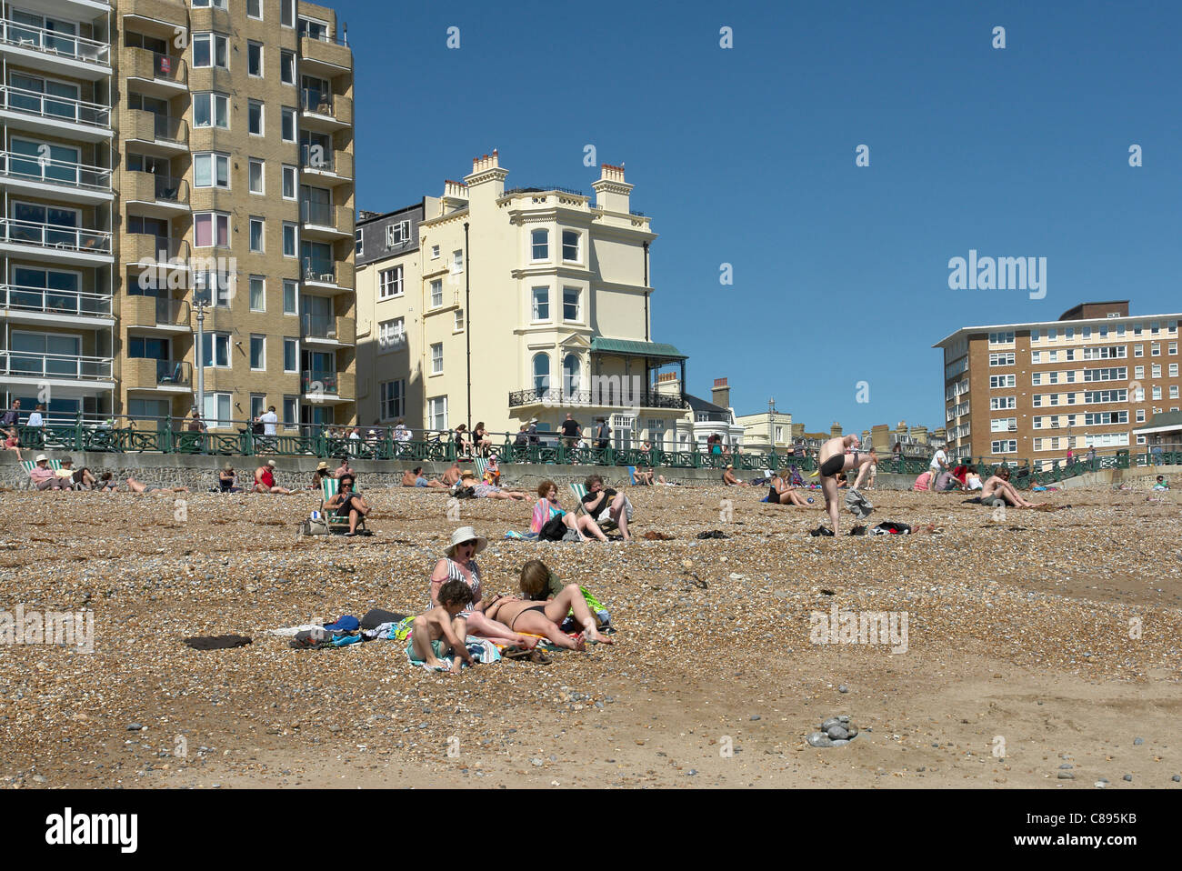 Hove beach brighton hi-res stock photography and images - Alamy