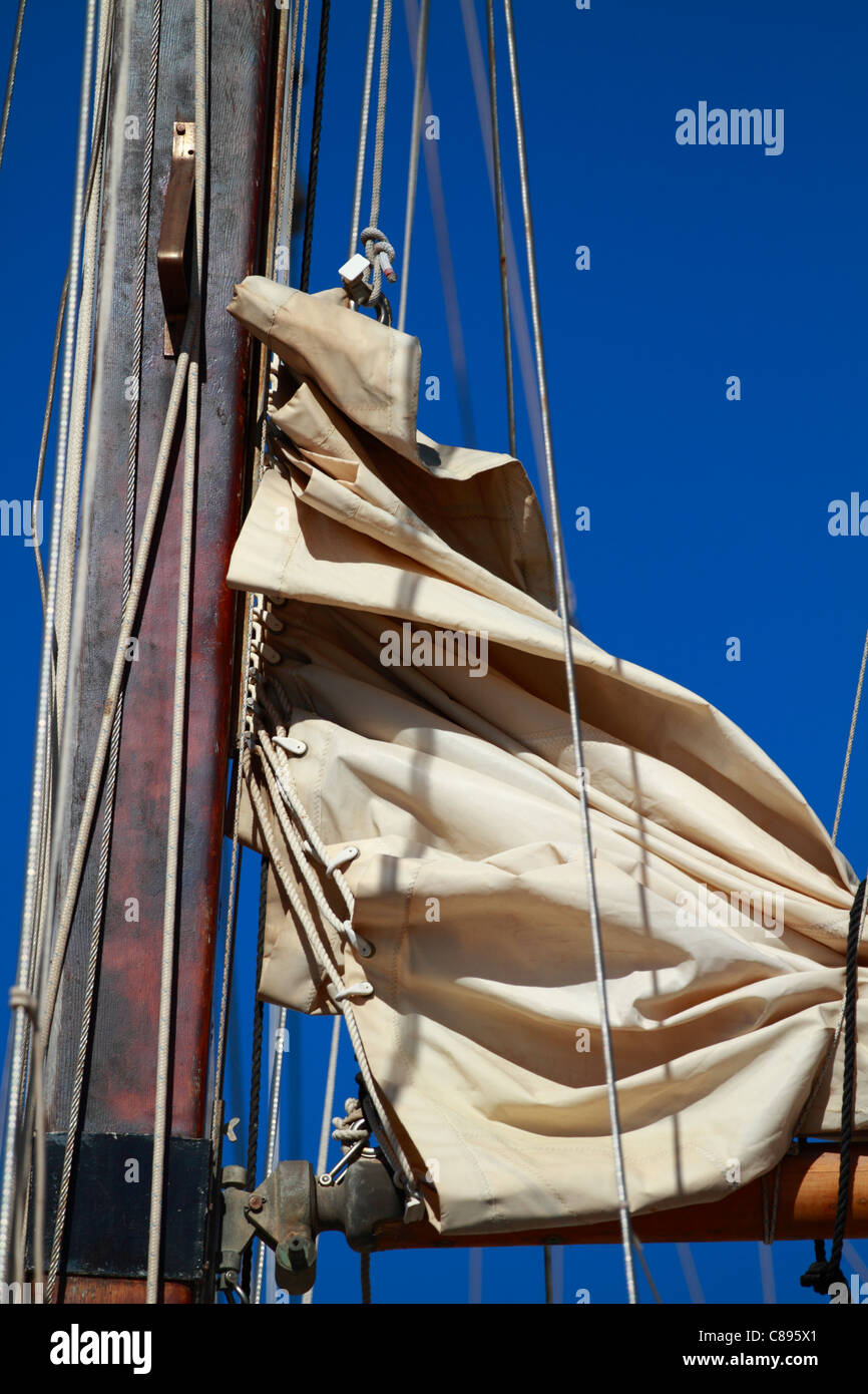 Sail detail hi-res stock photography and images - Alamy