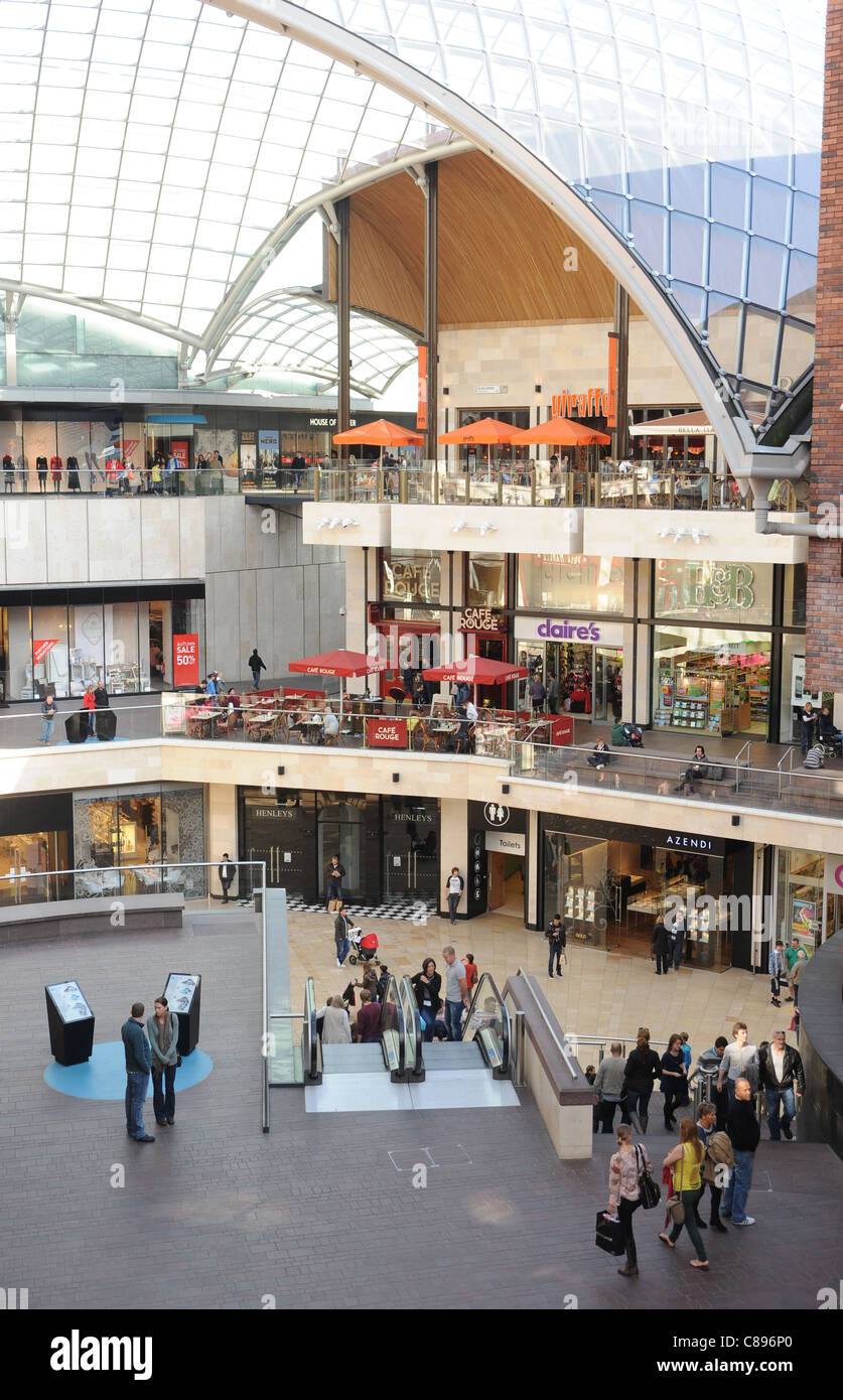 Glass roof by hi-res stock photography and images - Alamy