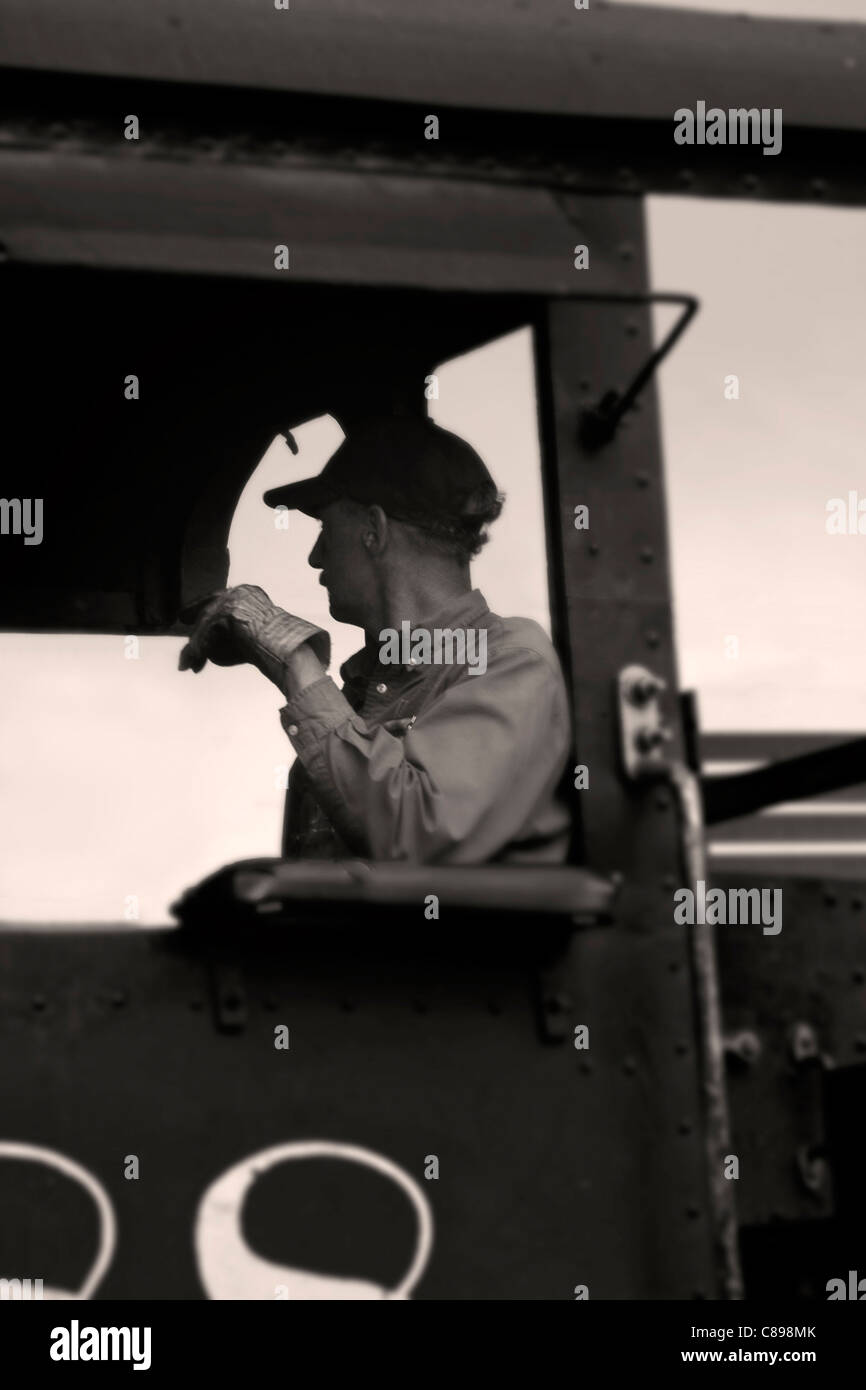 Engineer and train conductor hi-res stock photography and images - Alamy