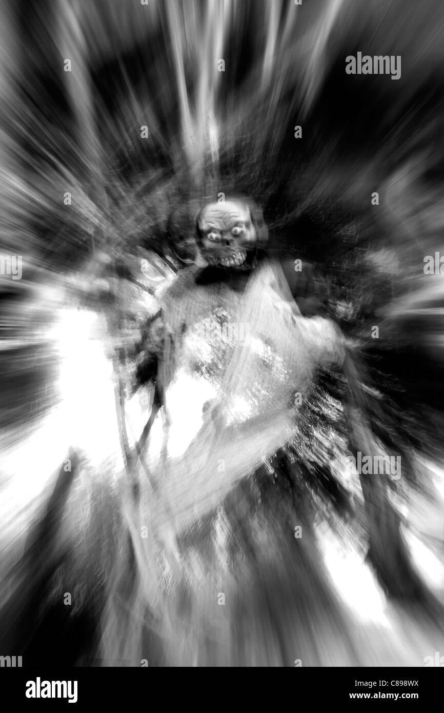 Ghost frighten hi-res stock photography and images - Alamy
