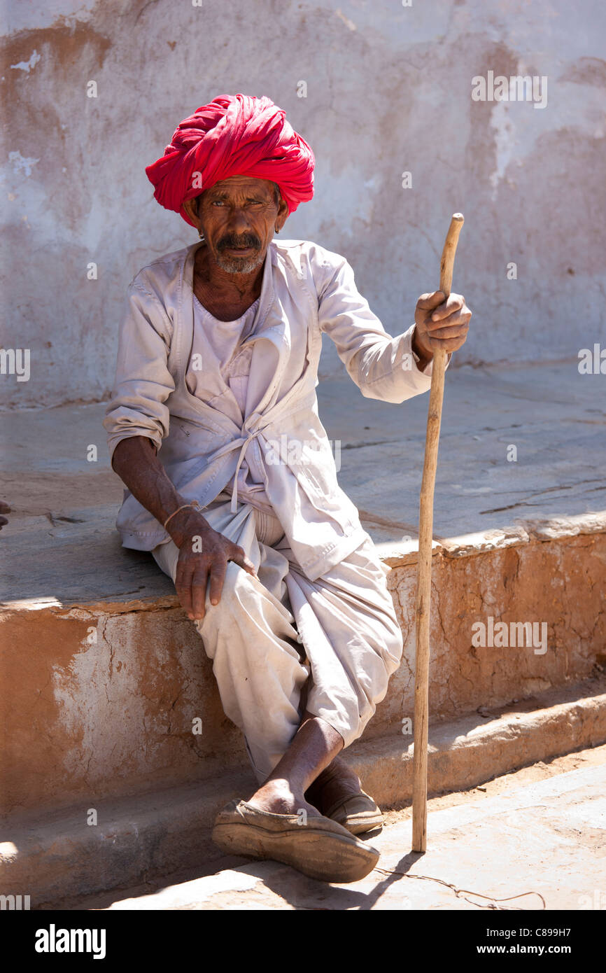 Indian man wearing traditional clothing and Rajasthani turban in ...