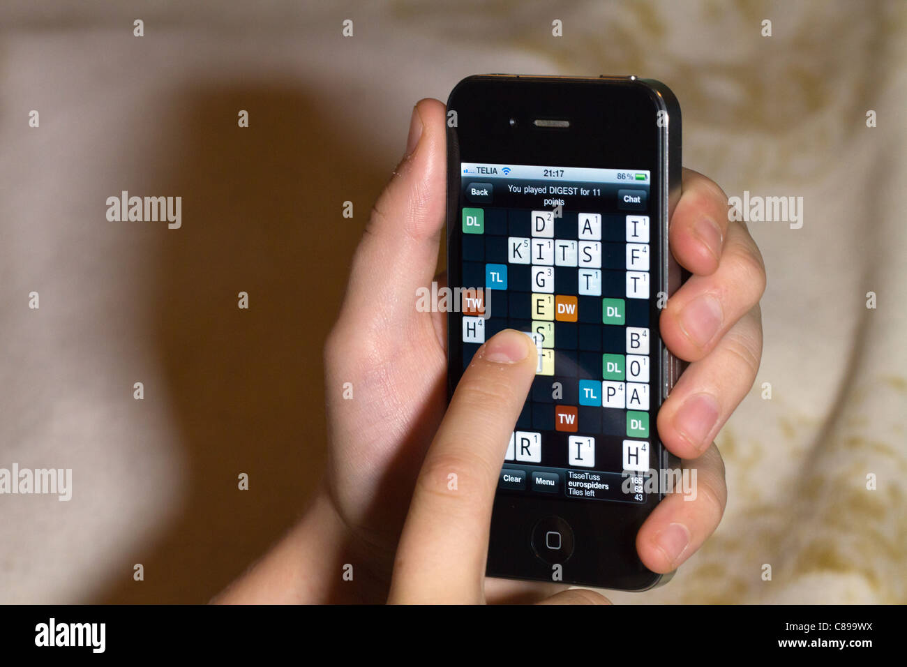Pointing on an iphone hi-res stock photography and images - Alamy