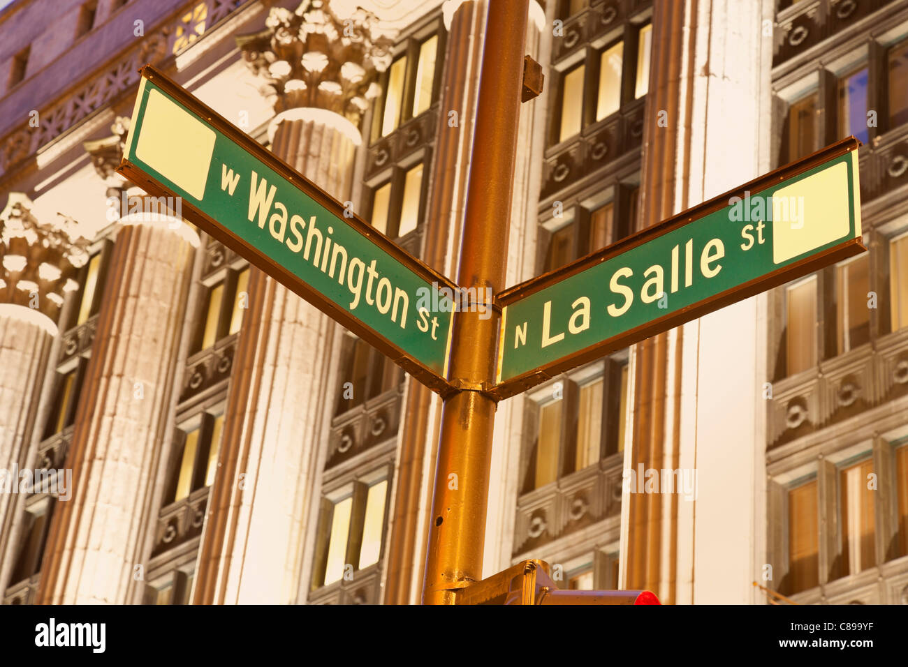 Downtown Chicago Street Intersection High Resolution Stock Photography ...