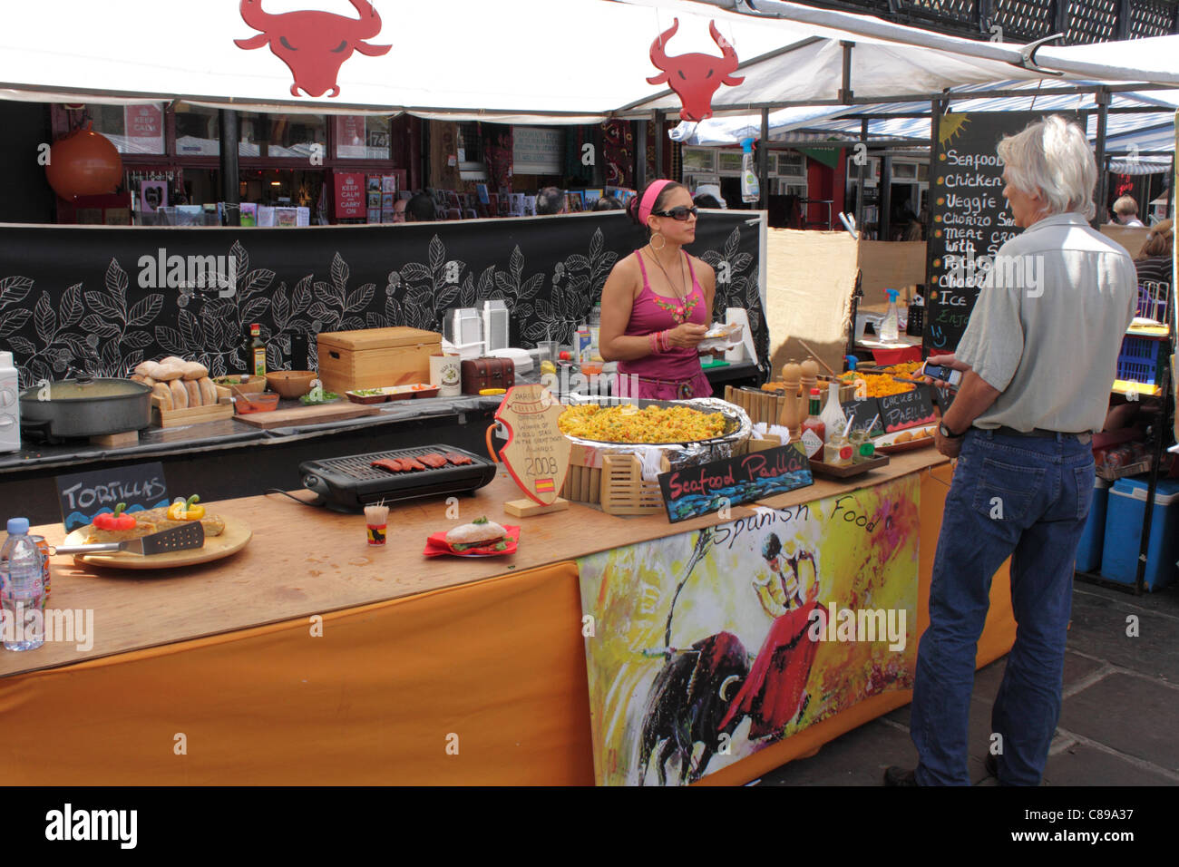 Food stall camden market hi-res stock photography and images - Alamy