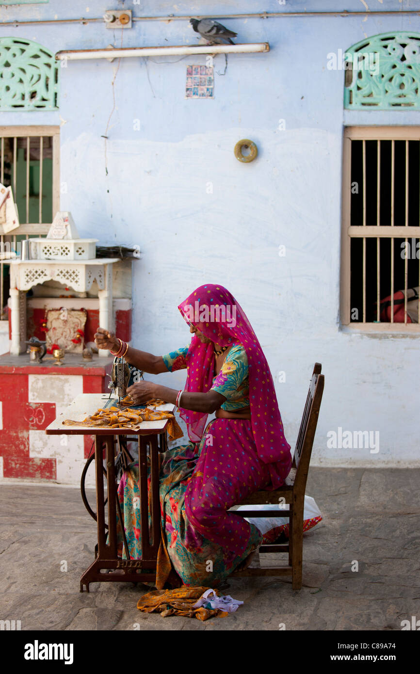 Traditional rajasthani painting hi-res stock photography and images - Alamy