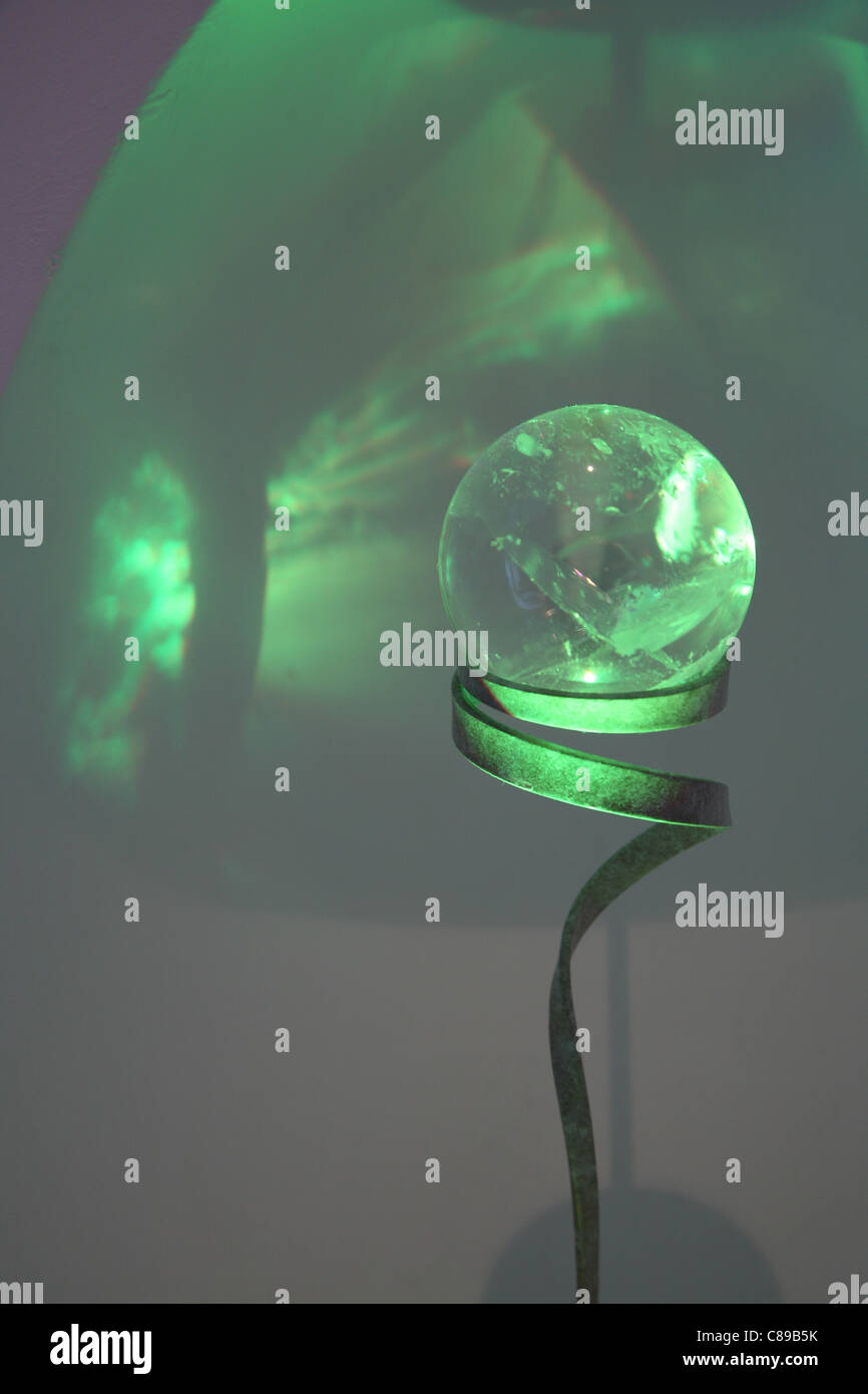 Light projection hi-res stock photography and images - Alamy