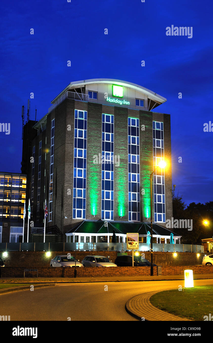 Holiday Inn hotel, Kenilworth, Warwickshire, England, UK Stock Photo ...