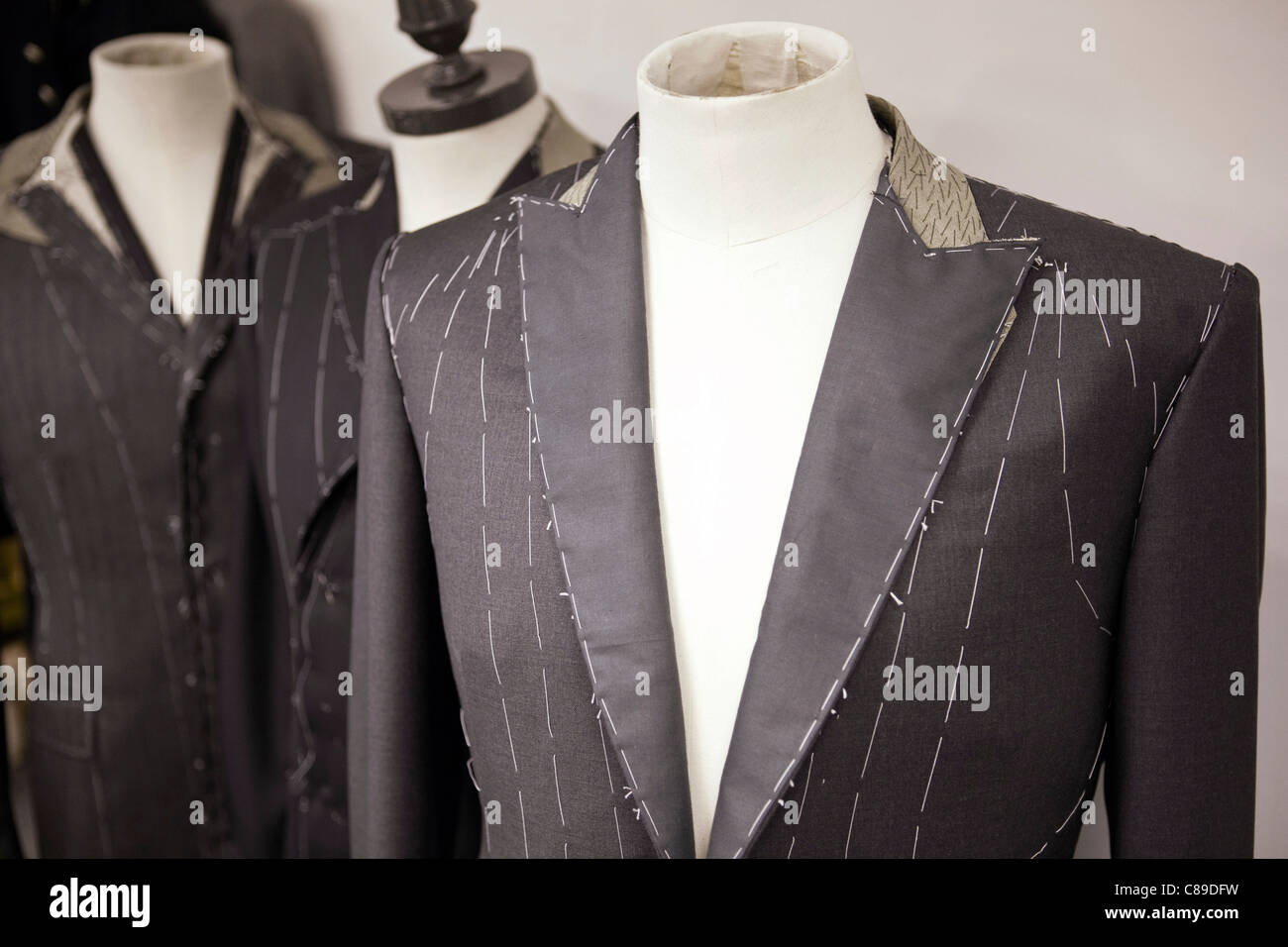 Bespoke Tailors Gieves & Hawkes Savile Row Stock Photo - Alamy