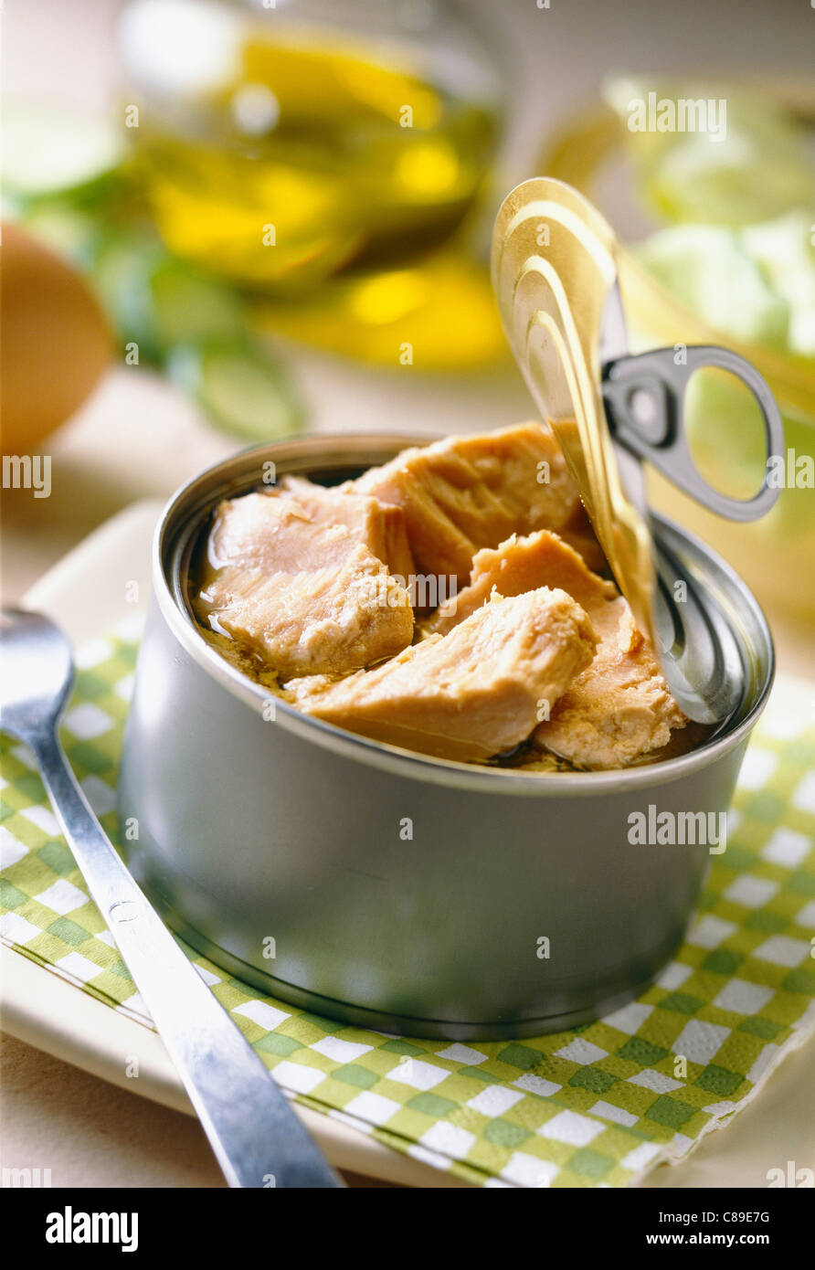 Can of tuna in oil Stock Photo - Alamy