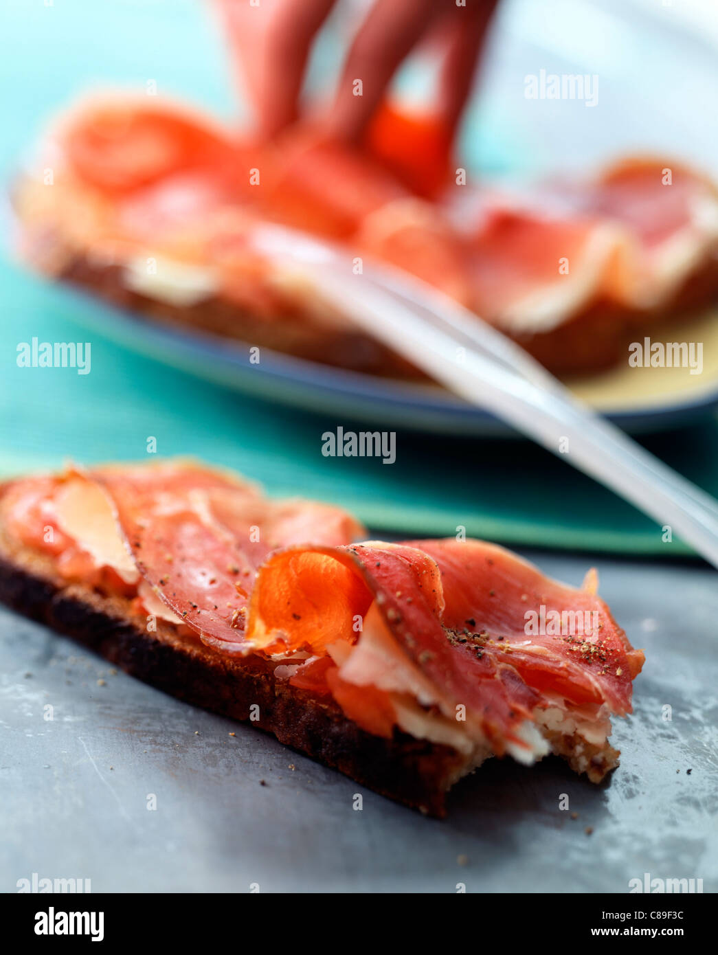Tomato and ham open sandwich Stock Photo - Alamy