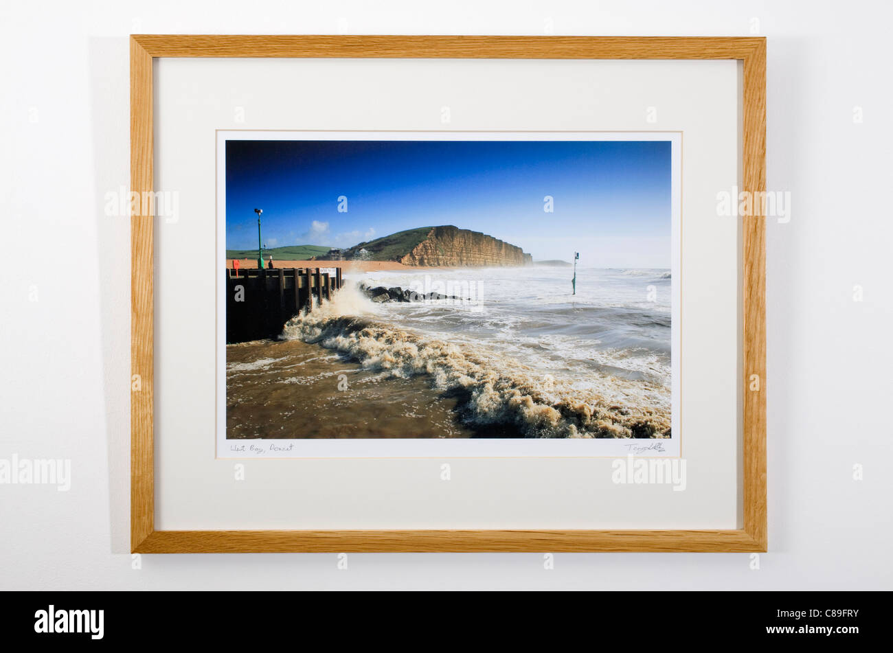 Framed picture coast hi-res stock photography and images - Alamy