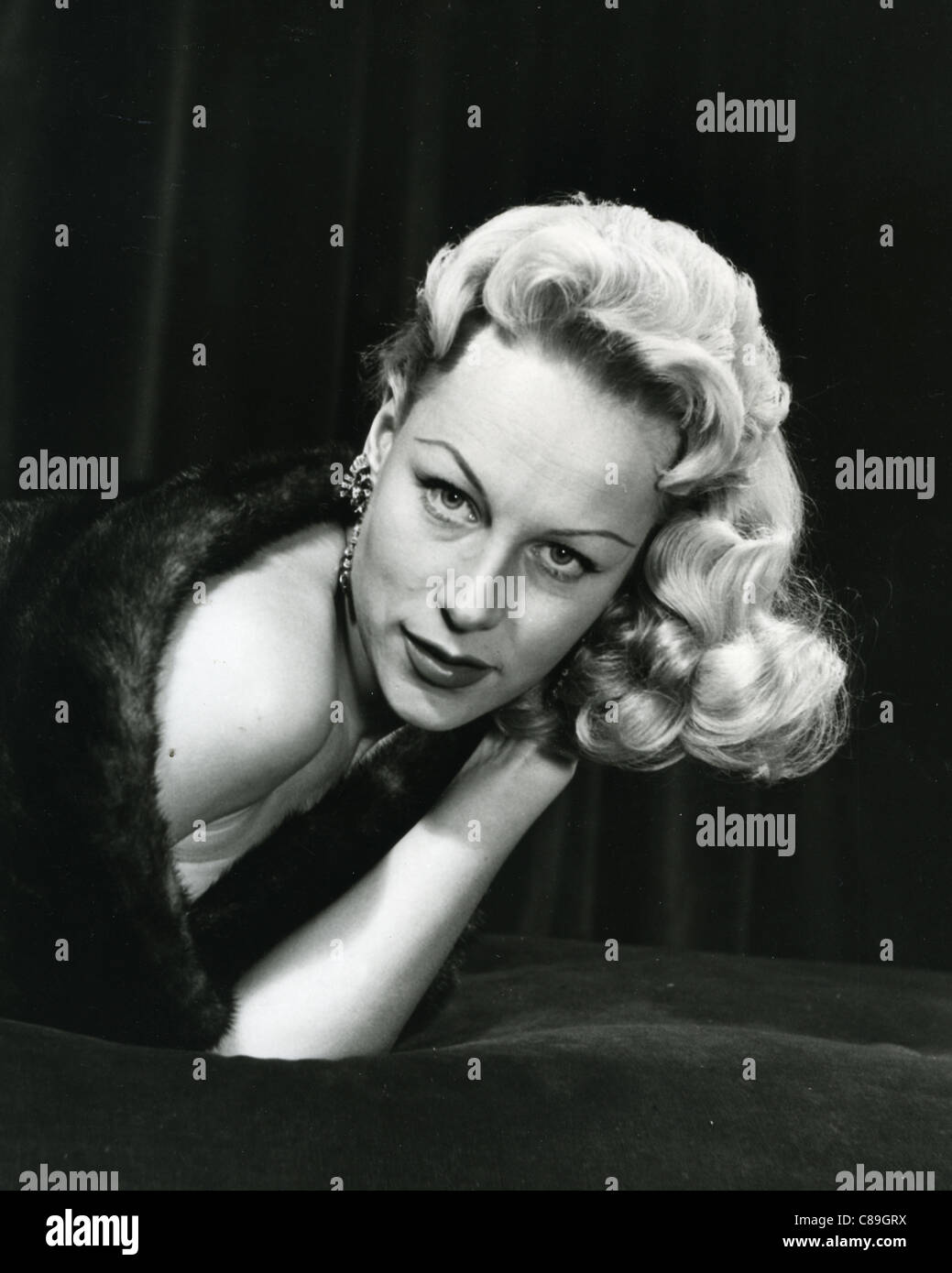 PATTI MORGAN (CHAMOUN) 1928-2001 - Australian-born fashion model and ...