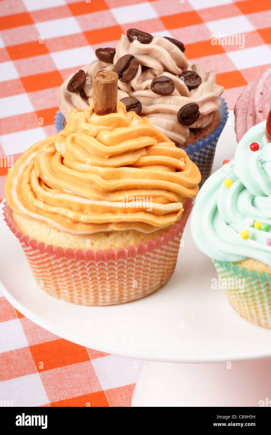 American buttercream hi-res stock photography and images - Alamy