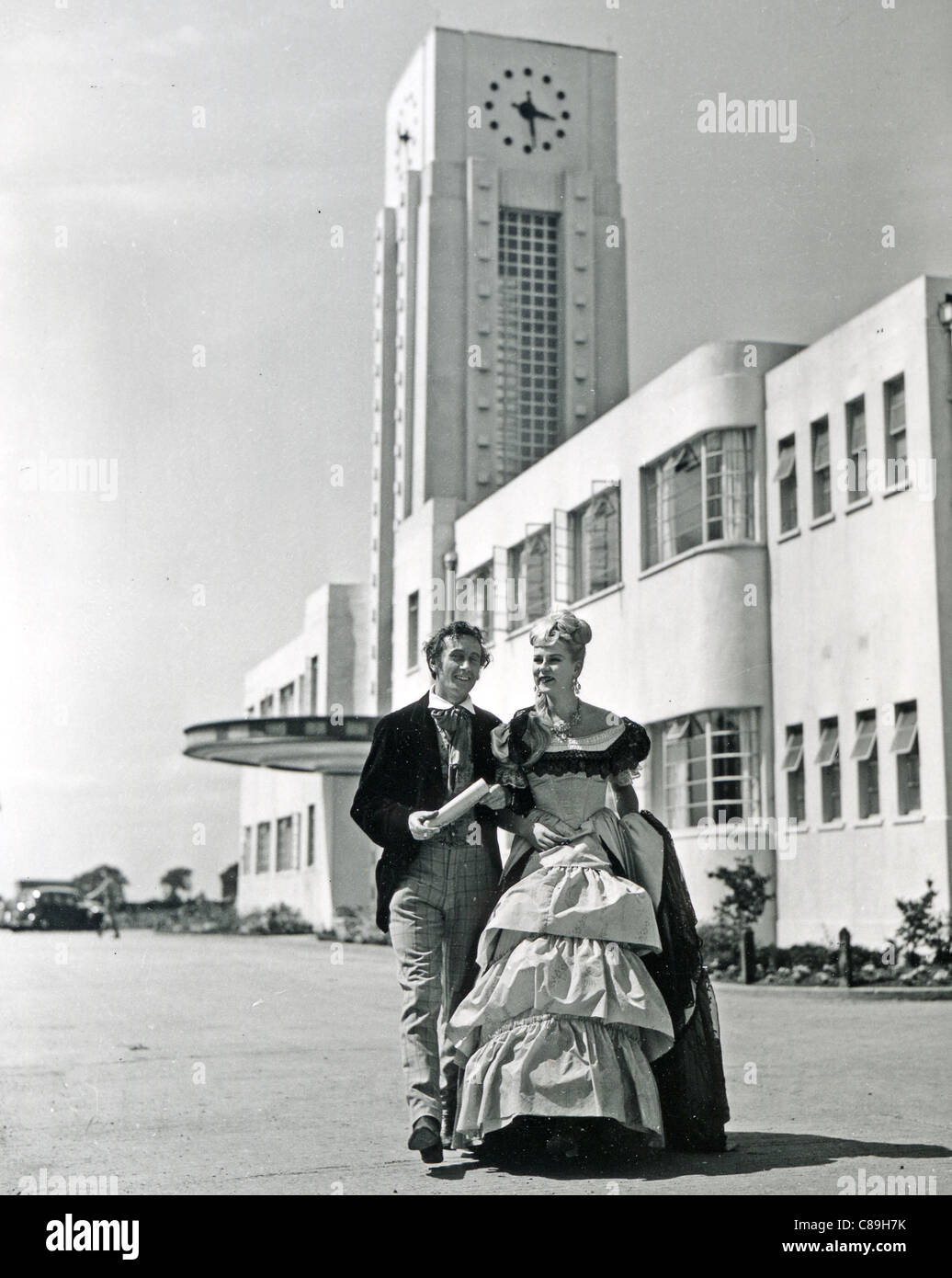 PATTI MORGAN (CHAMOUN) 1928-2001 - Australian-born fashion model and ...