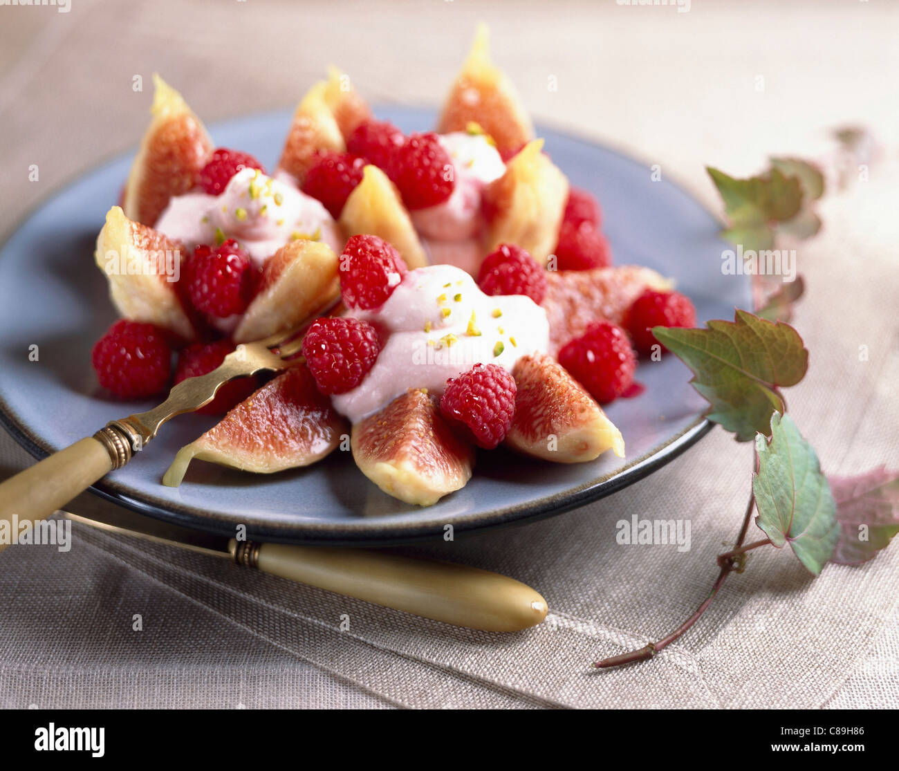 Sliver fork hi-res stock photography and images - Alamy