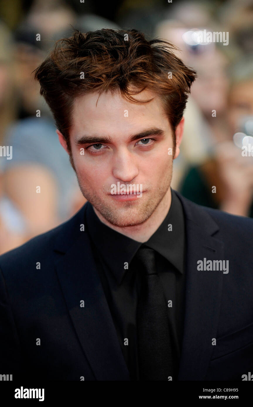 Hollywood actor robert pattinson hi-res stock photography and images ...
