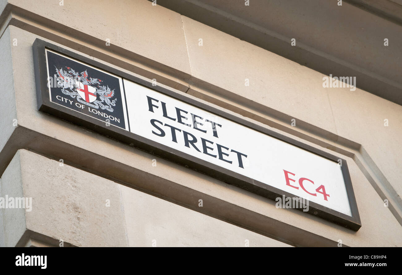 Fleet street sign hi-res stock photography and images - Alamy