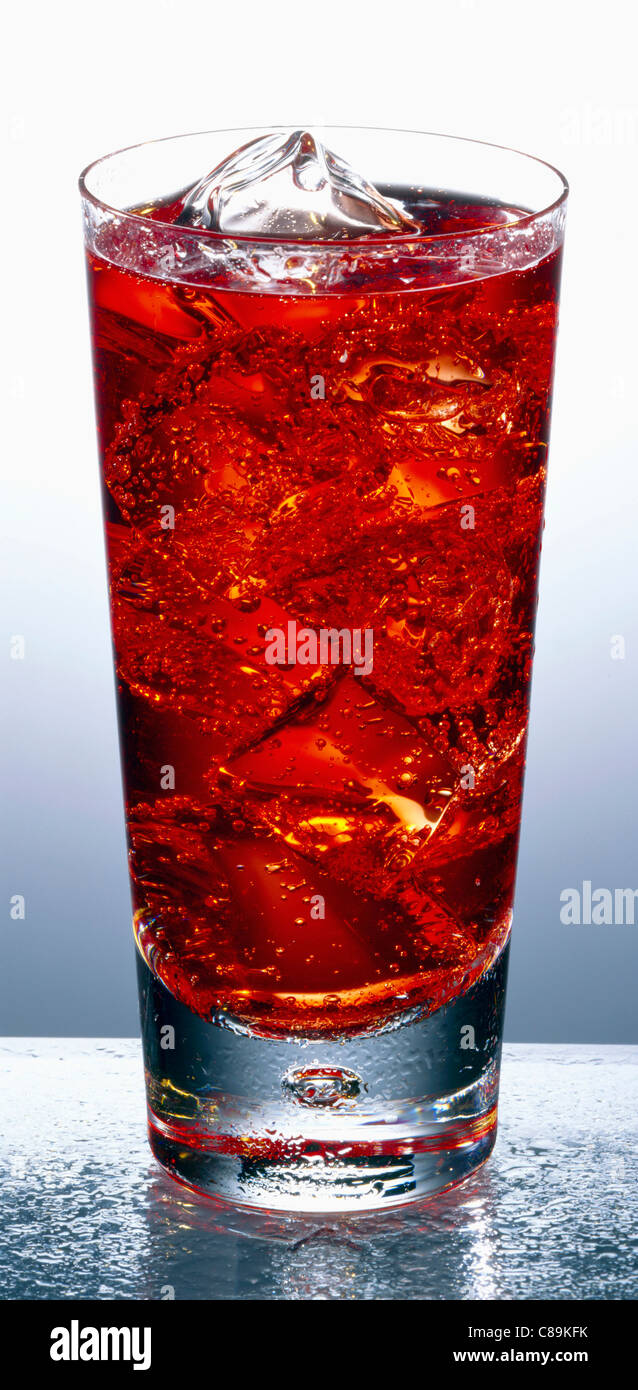 Coca Cola and alcohol cocktail Stock Photo - Alamy
