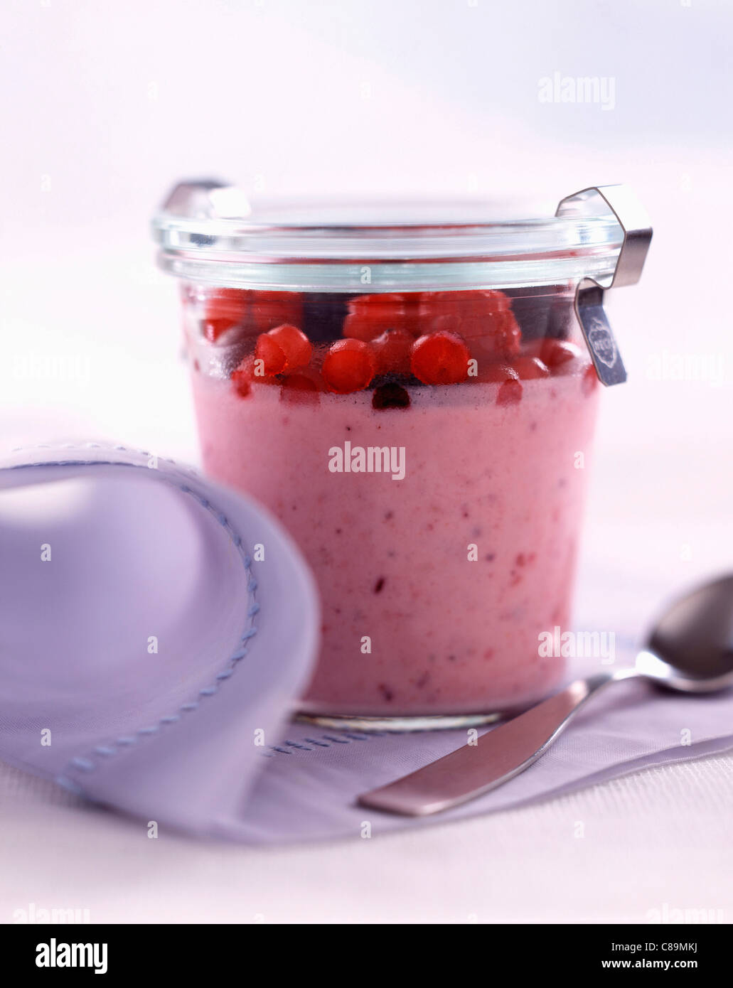 Fromage frais mousse Stock Photo - Alamy