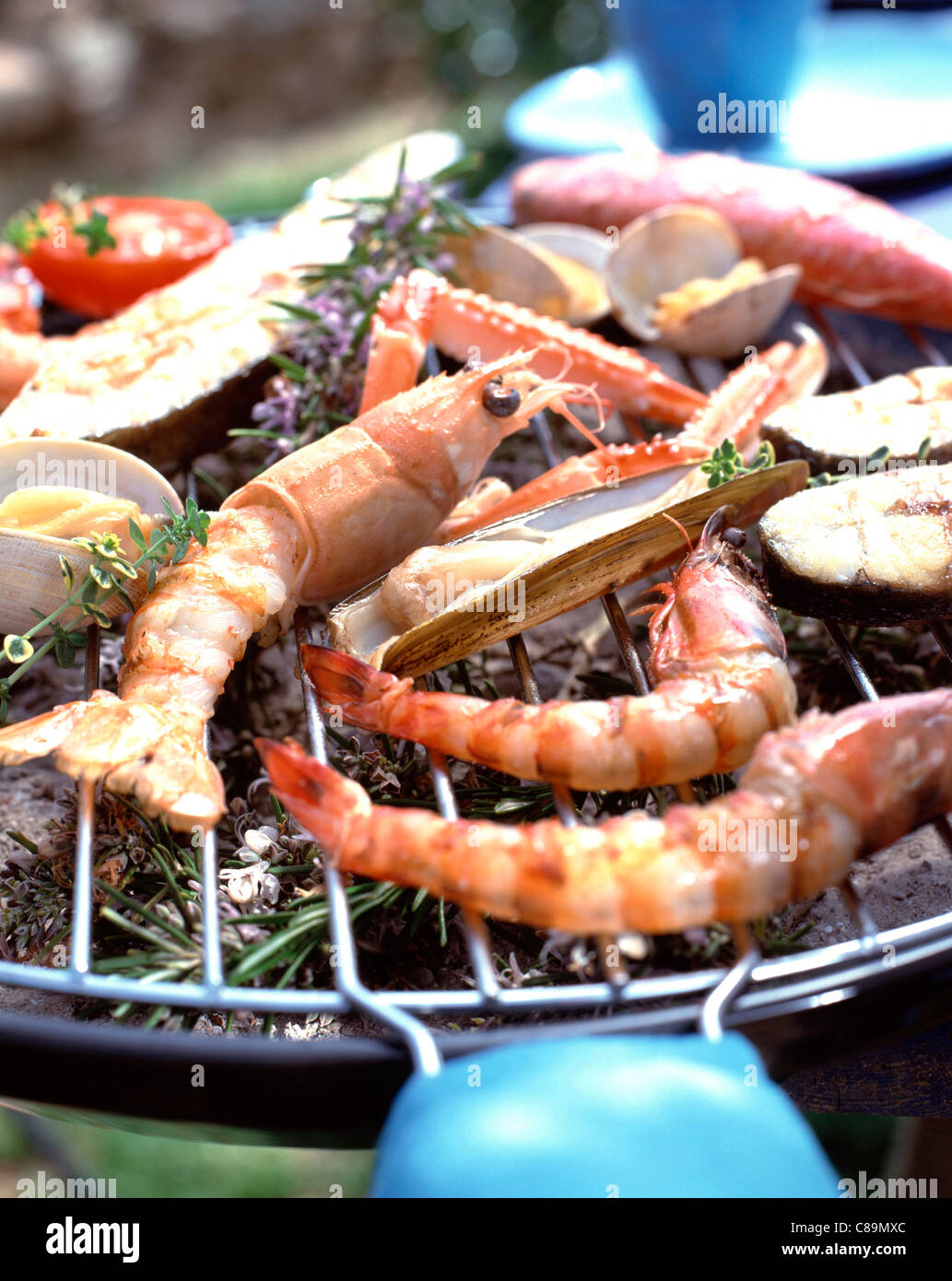 Barbecued fish and seafood Stock Photo - Alamy