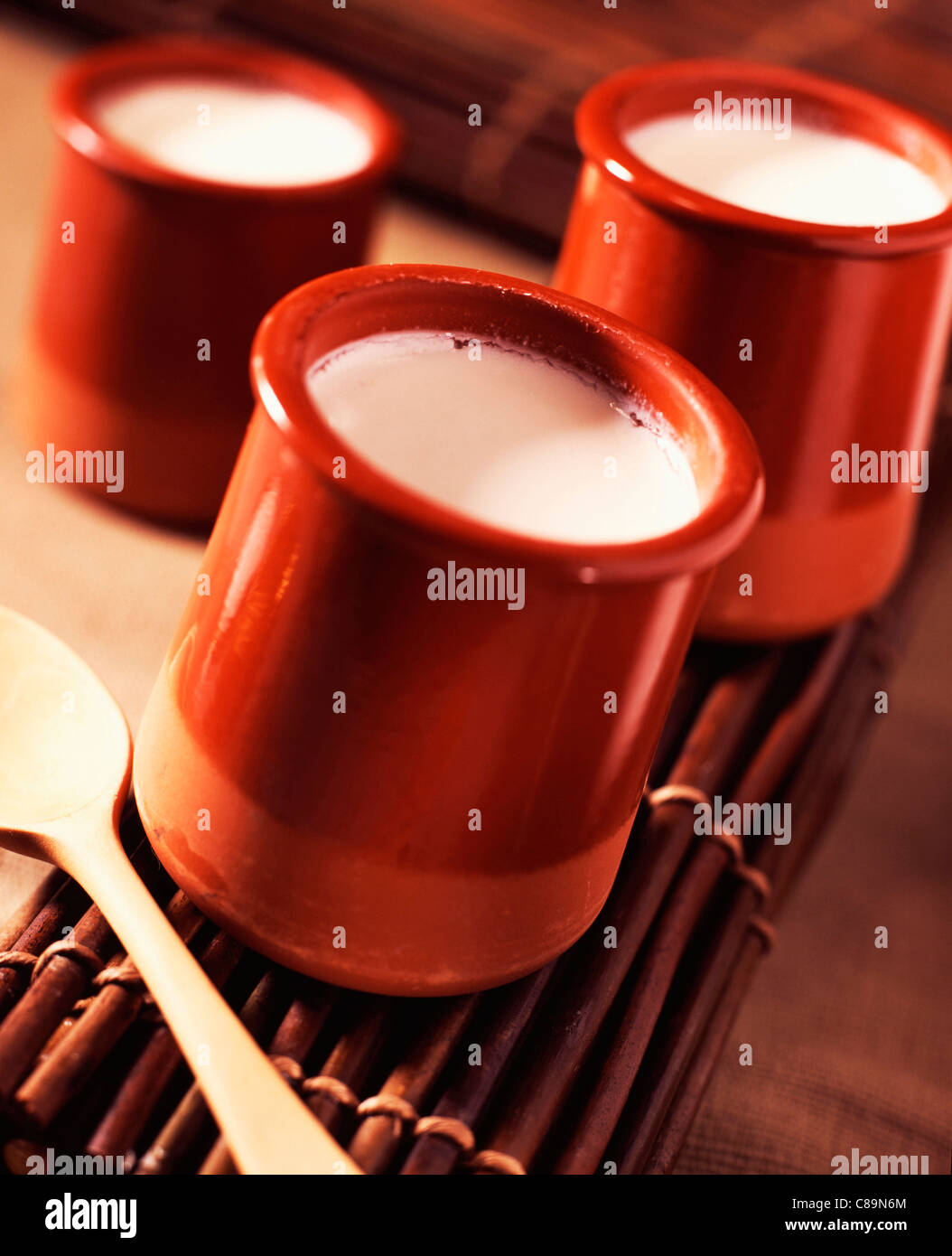 Traditional yoghurts in ceramic pots Stock Photo - Alamy