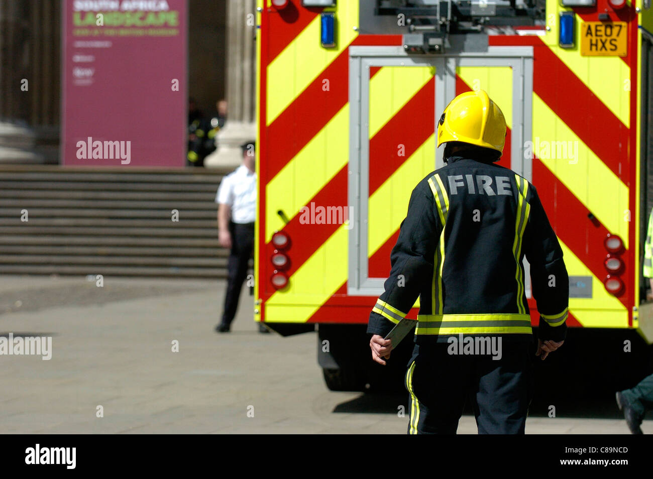 London fire brigade helmet hi-res stock photography and images - Alamy