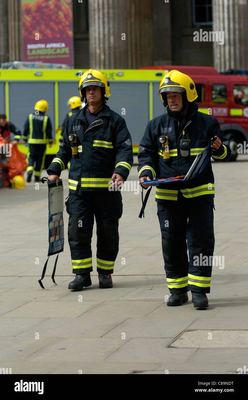 Fireman and Emergencys Services Working in London 2010 Stock Photo - Alamy