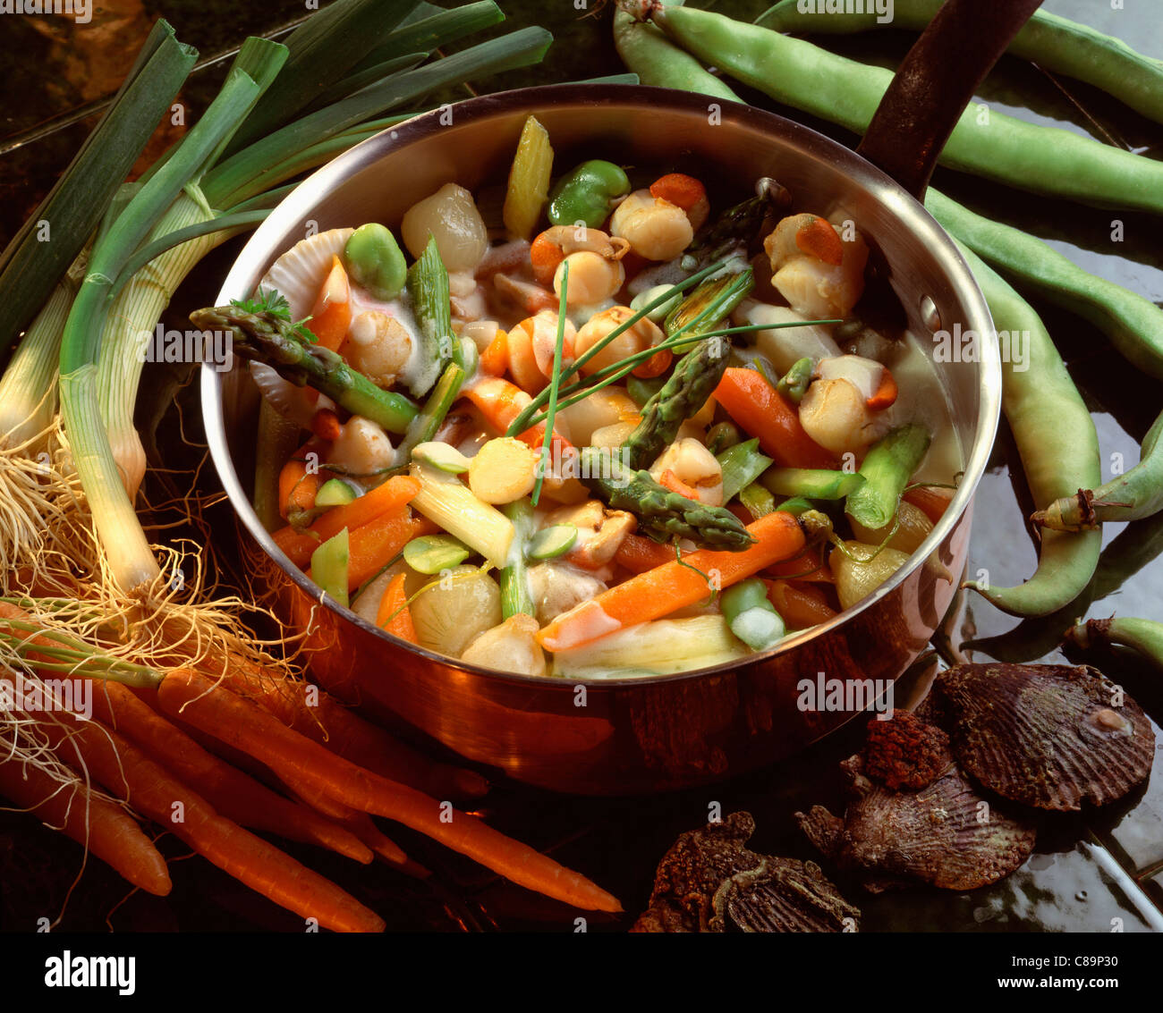 Chilled vegetables with Pétoncle scallops Stock Photo - Alamy