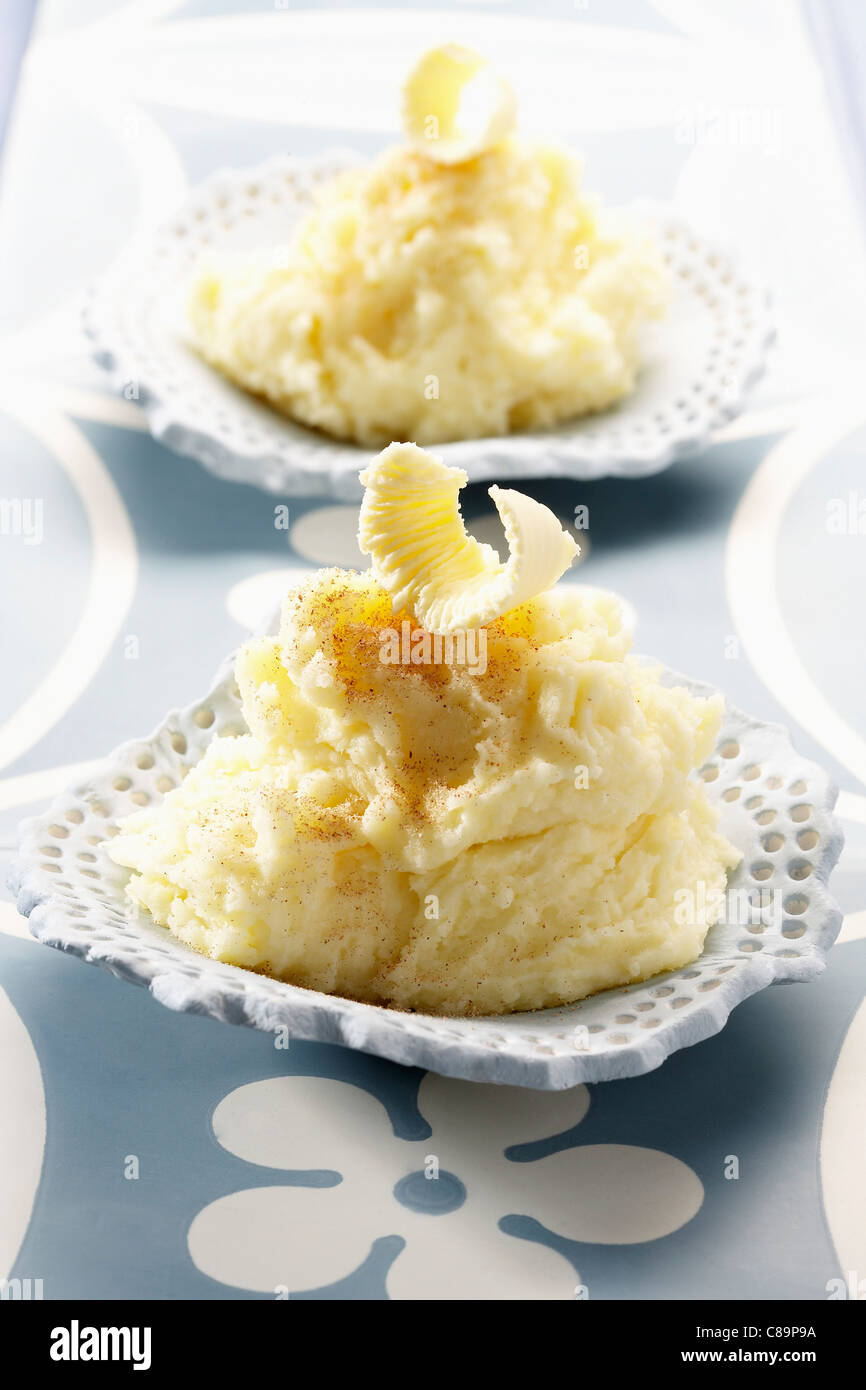 Home style potatoes hi-res stock photography and images - Alamy