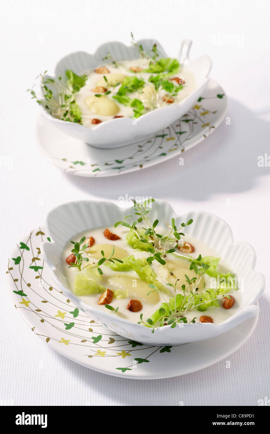 Ratte potato hi-res stock photography and images - Alamy