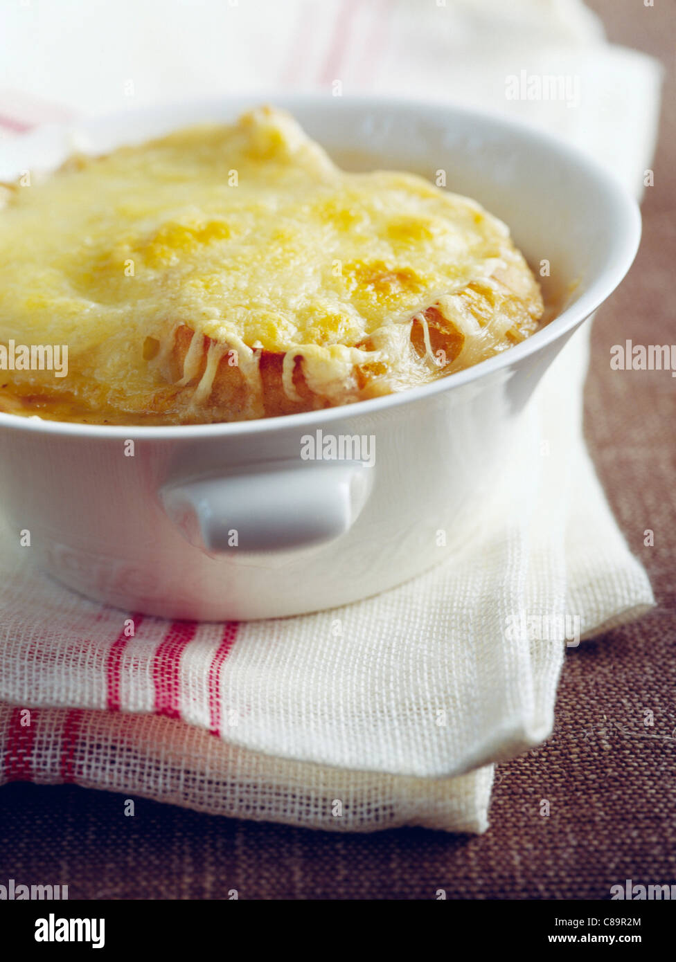 Gratinee a loignon hi-res stock photography and images - Alamy