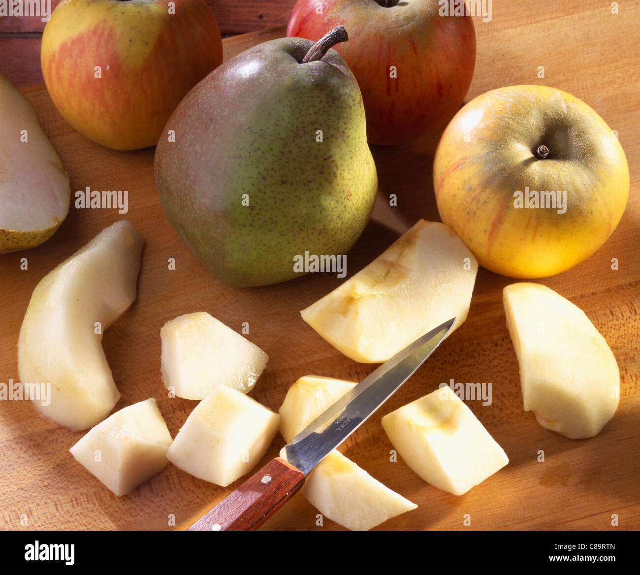 Cutting pears hi-res stock photography and images - Alamy