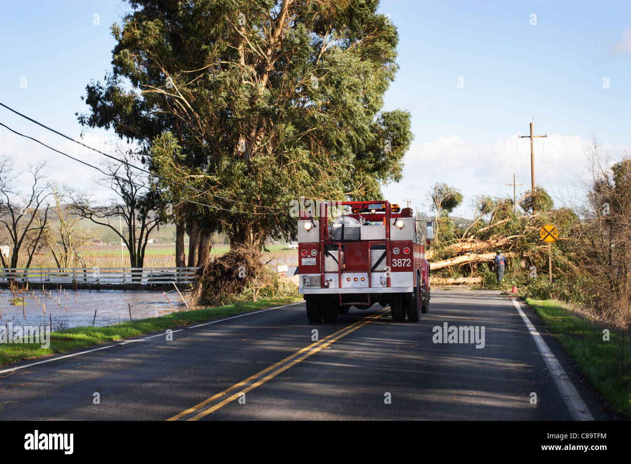 Fallen truck hi-res stock photography and images - Alamy